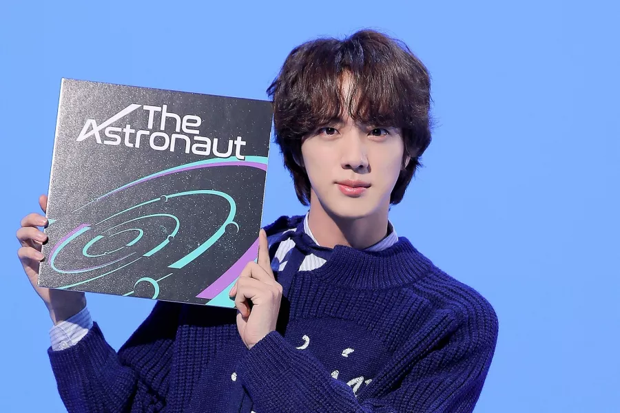 Jin "BTS" Masuk Rekor Hanteo dengan 'The Astronaut' - Vibrance