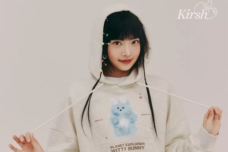 Hong Eunchae Jadi Model untuk Brand KIRSH - Vibrance