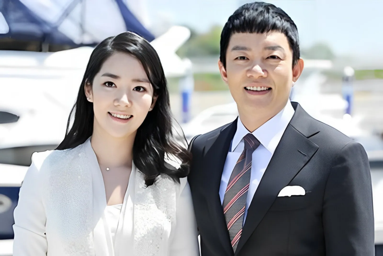Lee Beom-soo dan Lee Yoon Jin akan Segera Bercerai - Vibrance