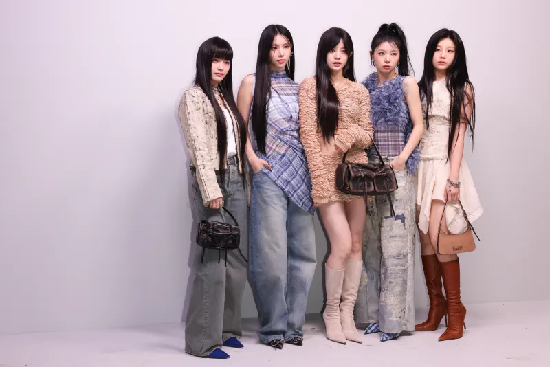 LILLY, Nama Fandom Resmi dari Girl Group ILLIT - Vibrance