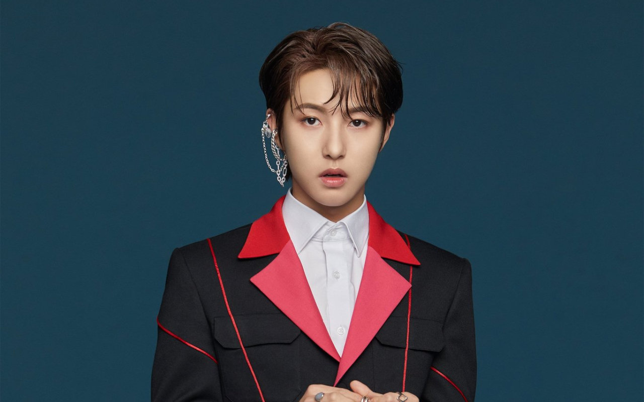 Penampilan Renjun NCT di Bandara Tuai Kritik dari Netizen - Vibrance