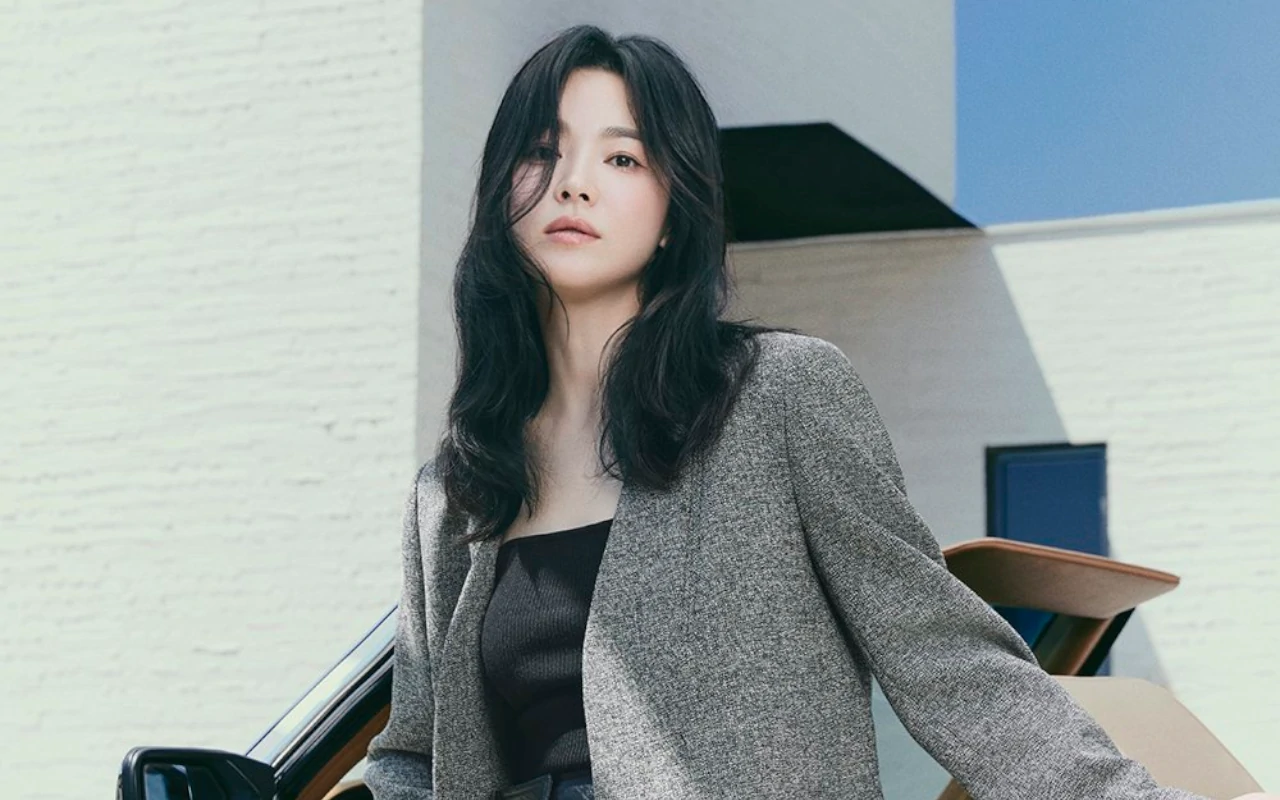 Guerlain Tunjuk Song Hye-kyo untuk Menjadi Brand Ambassador Pertama di ...