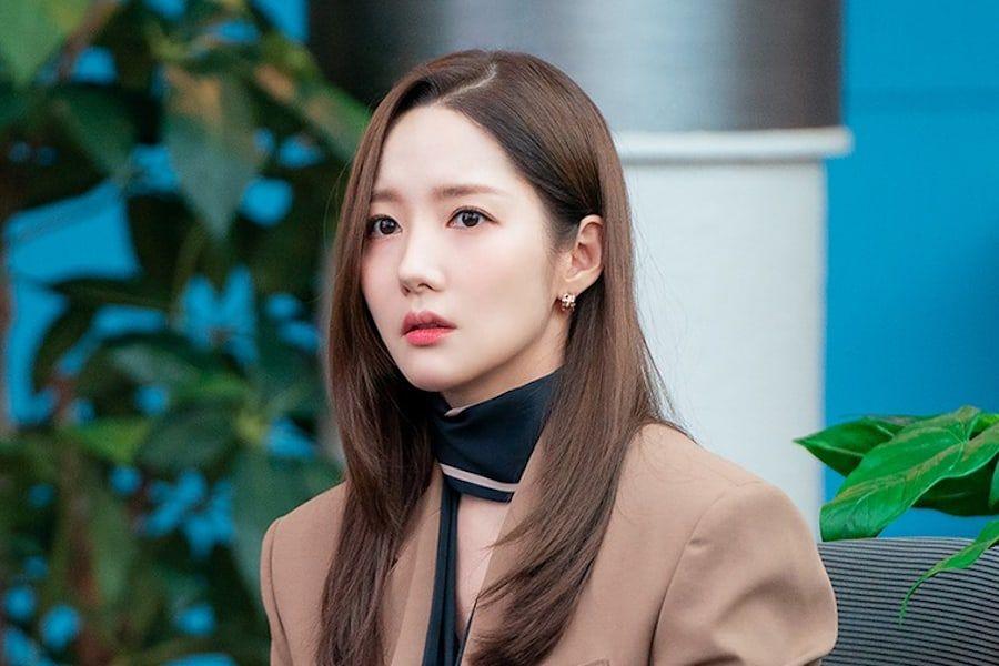 Park Min-young Dipastikan Bermain dalam Drama "The Confidence Man KR ...