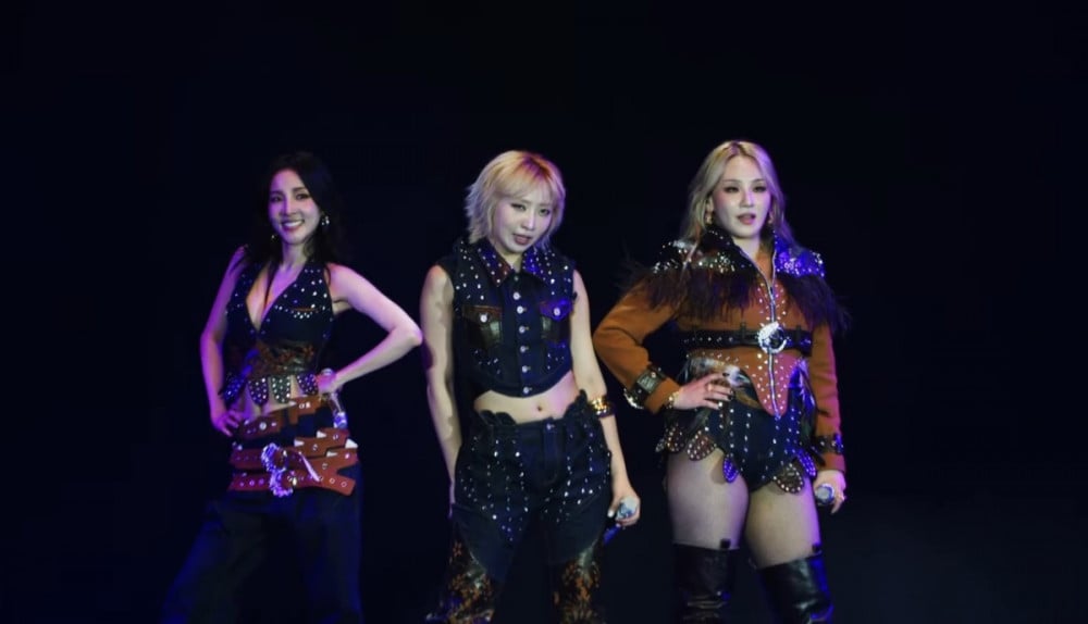2NE1 Hanya Tampil Bertiga di Los Angeles, Park Bom Buat Fans Khawatir ...