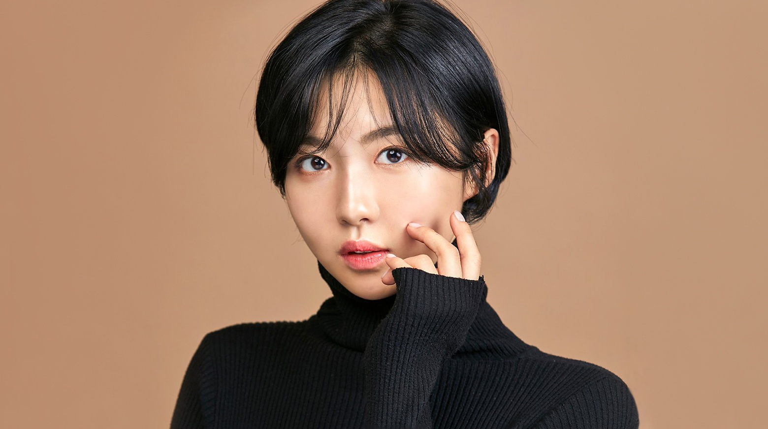 Terlibat dalam Kecelakaan Kecil, Joo Hyun-young Hentikan Kegiatan di ...